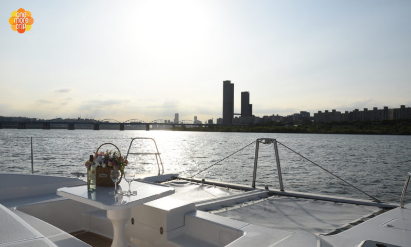 Han River Boat Ride and Yacht – Water Leisure Activities | KoreaTravelEasy